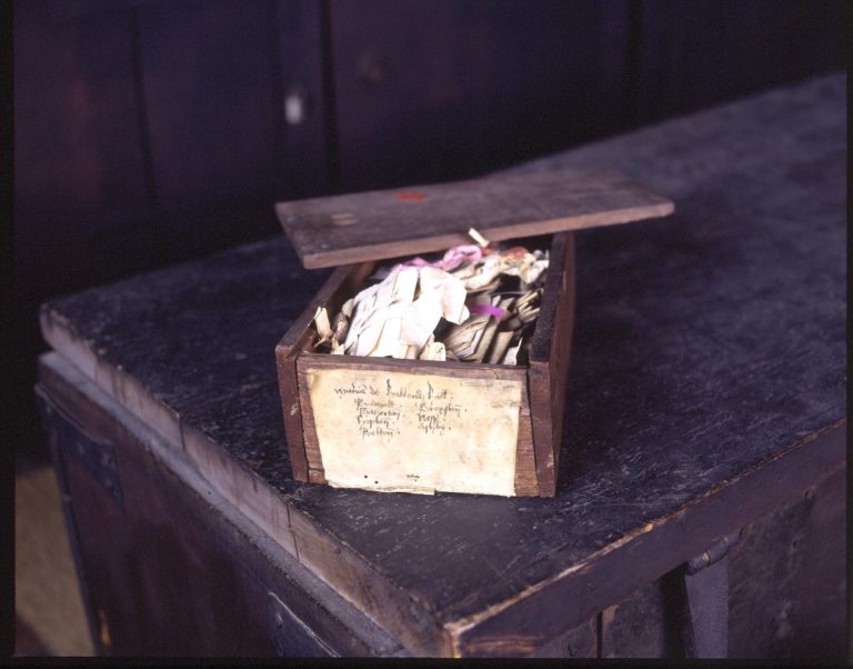 The Muniment Room of Magdalen College and its contents - Magdalen College